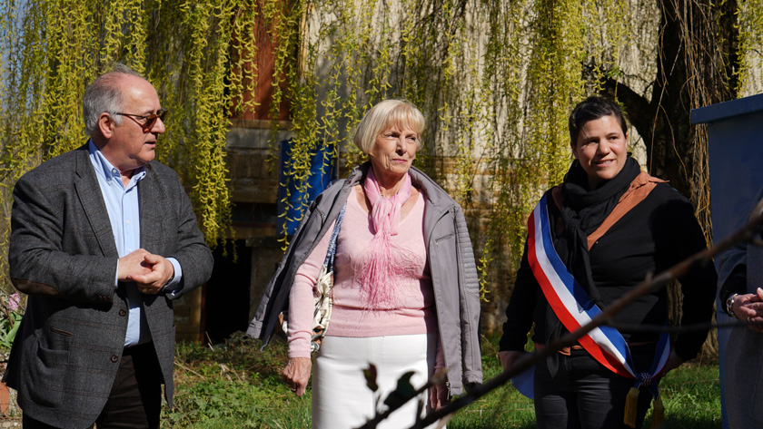 PREMIERE PIERRE POUR LE DOMAINE DES CALLES A LISSIEU – Axis